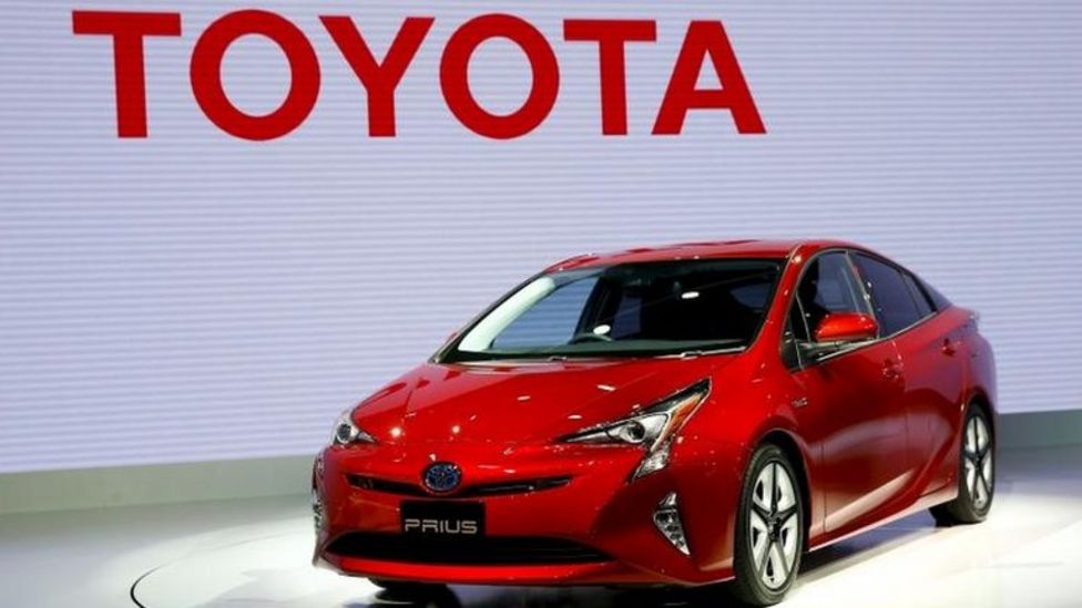 Toyota invests £7m for new hybrid engine at Deeside plant - BBC News