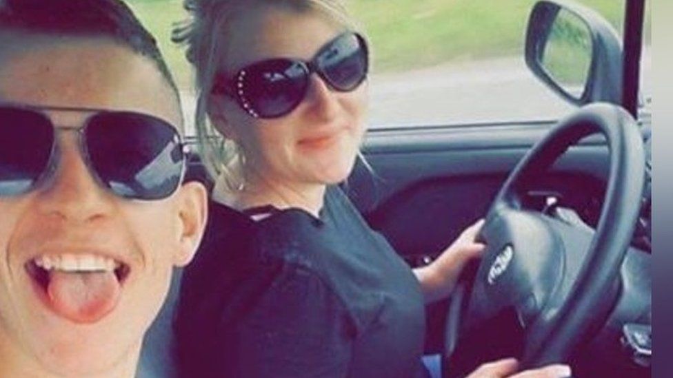 Ryan Vincent: Guard had no concerns about restraint - inquest - BBC News