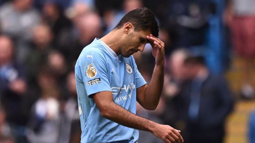 Man City: Rodri very rarely loses his head - Murphy on Match of the Day ...