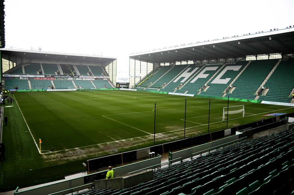 Hibs to trial singing section for European fixtures - BBC Sport