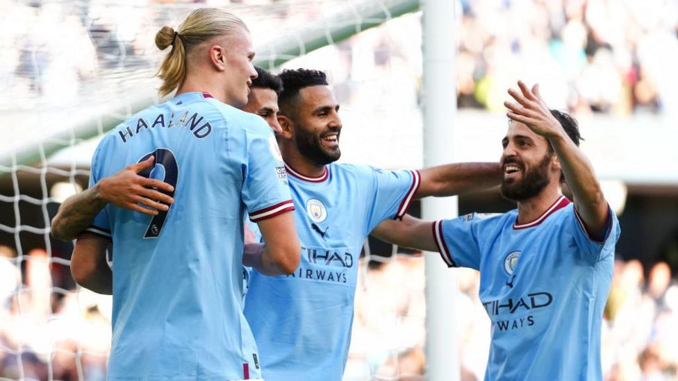 'Man City just look devastating at this moment in time' - BBC Sport