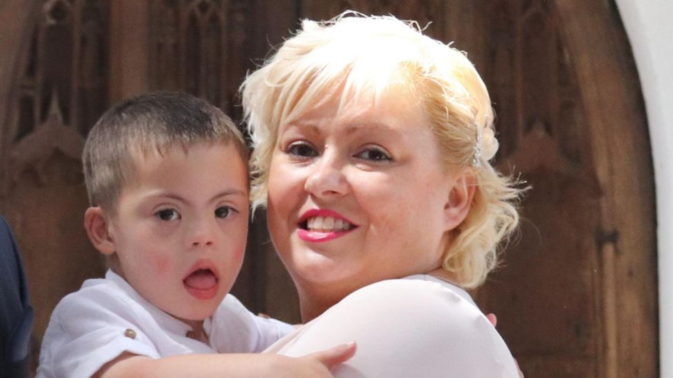 Down's syndrome: The children challenging misconceptions - BBC News