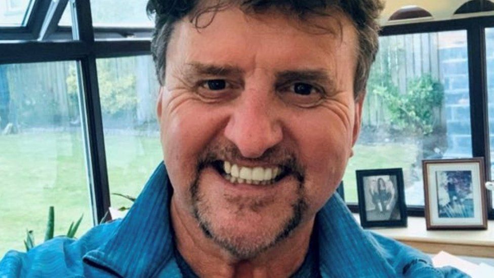 Angry customers say builder should be prosecuted over unfinished work ...