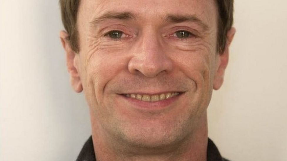 Gwobr Eisteddfod newydd er cof am y comedïwr Gethin Thomas - BBC Cymru Fyw