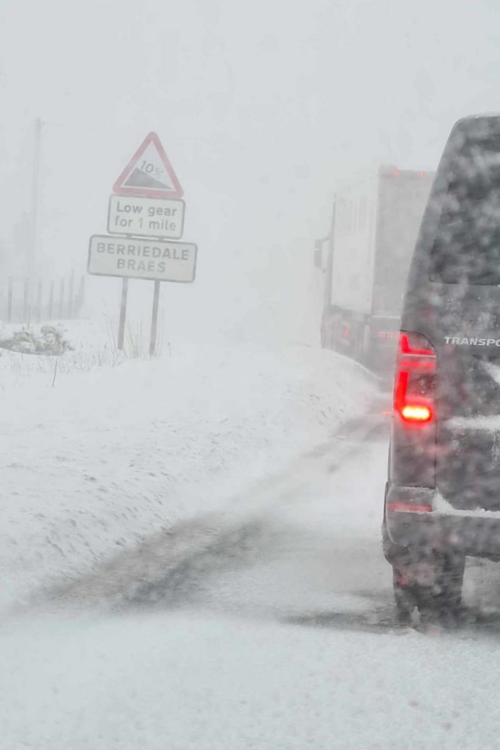 Snow-hit A9 in Caithness and Sutherland captured in images - BBC News