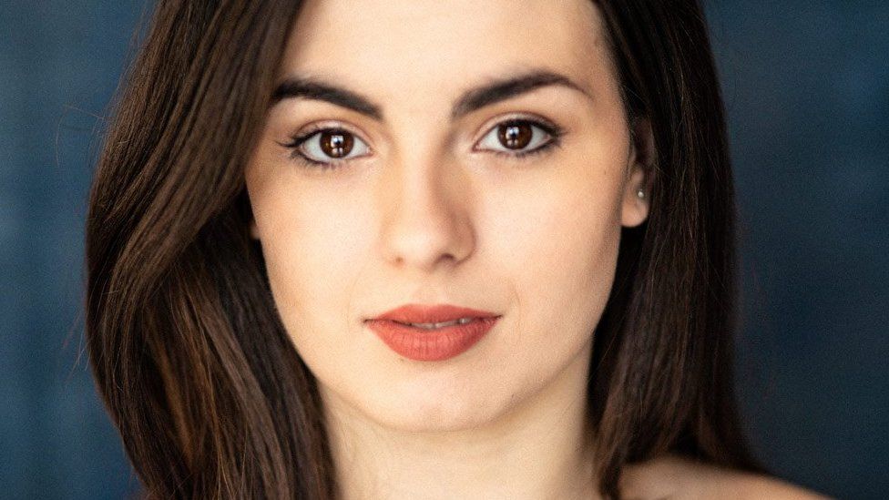 'Y flwyddyn waetha' bosib i raddio' - BBC Cymru Fyw