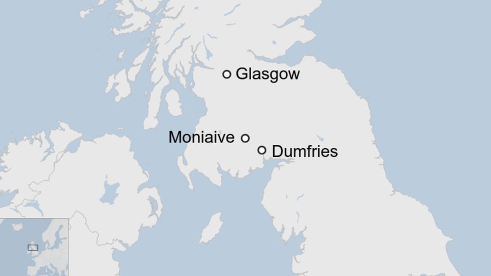 Cyclist dies at the side of the road near Moniaive - BBC News