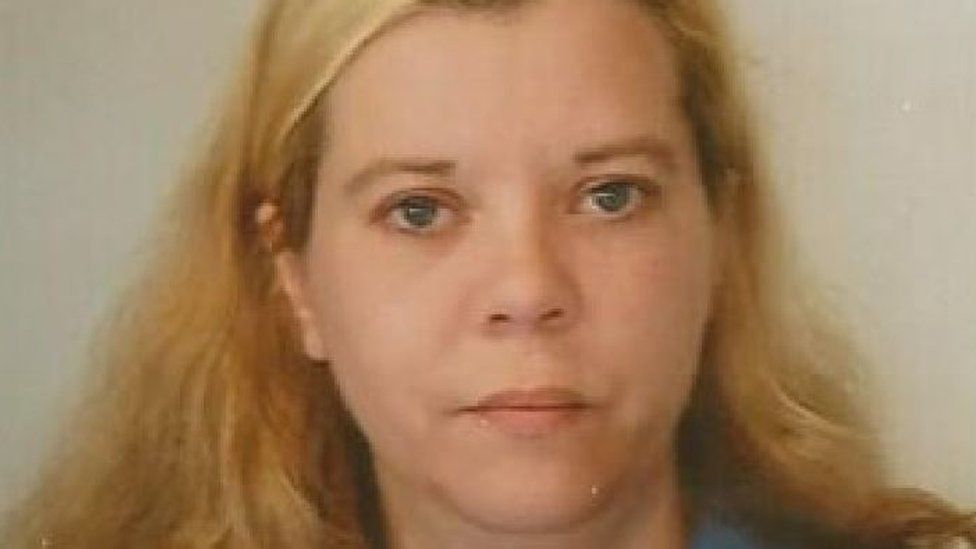 Birmingham woman receives payout after surgery failings - BBC News