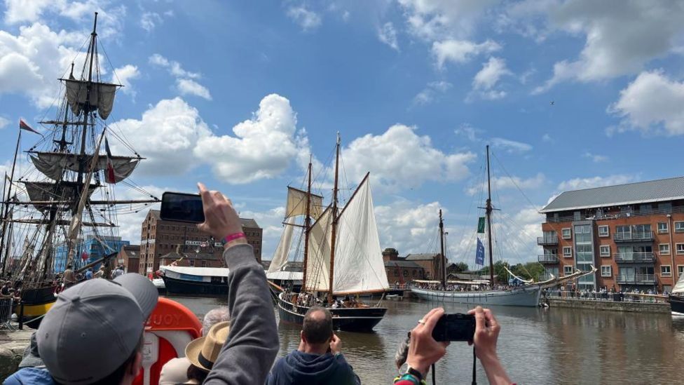 Visitors flock to Gloucester docks for Tall Ships Festival - BBC News