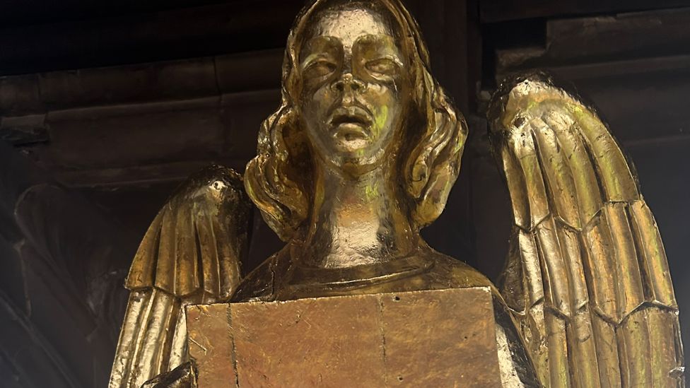 Golden angels emerge from 500-year-old Nottingham church - BBC News
