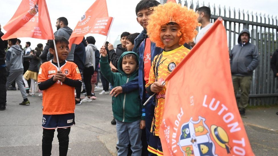 Luton Town celebrate promotion to the Premier League in style! - BBC ...