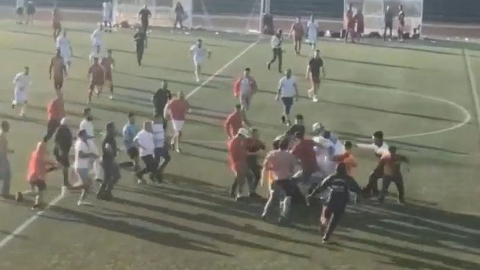 Teen referee's breakdown after football match abuse - BBC News