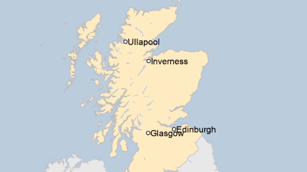 The story behind Ullapool's dance music club nights - BBC News