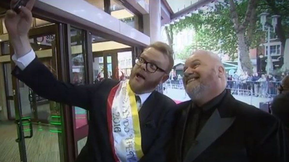 Ateb y Galw: Huw 'Fash' Rees - BBC Cymru Fyw