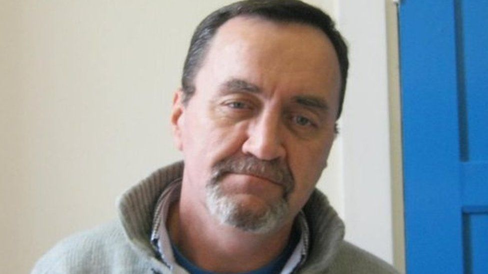Released murderer William Kerr wanted for prison recall - BBC News