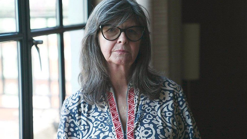 Kenyan exonerated over UK tourist David Tebbutt's murder - BBC News