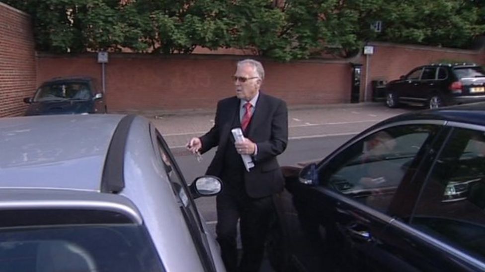 Abuse claims against ex-Rotherham mayor Barry Dodson 'pack of lies ...