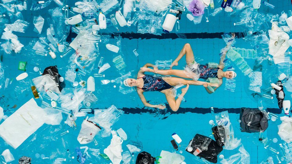 Synchronised swimmers take a dip to highlight plastic pollution - BBC ...