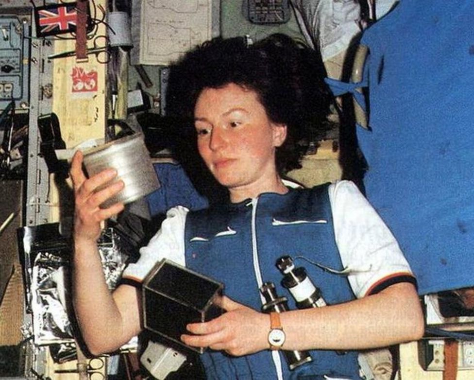 First UK astronaut calls for more Brits in space - BBC News