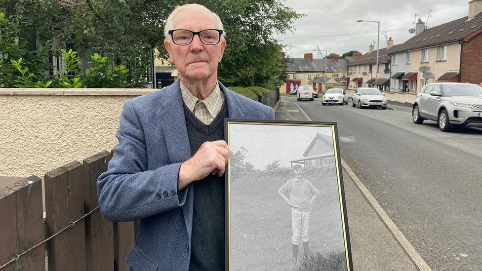 Apology call over killing of Eamon McDevitt in Strabane in 1971 - BBC News