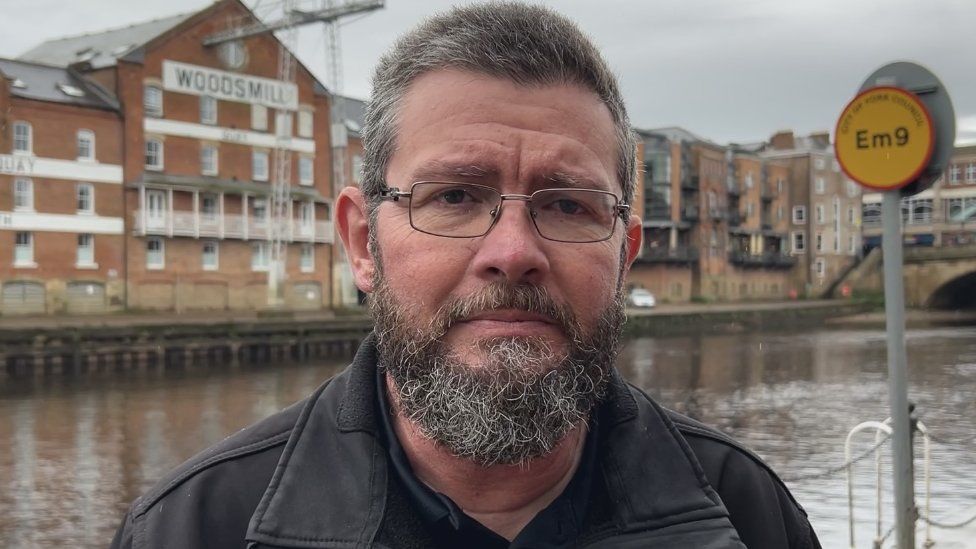 York family of teen found in River Ouse call for more CCTV - BBC News