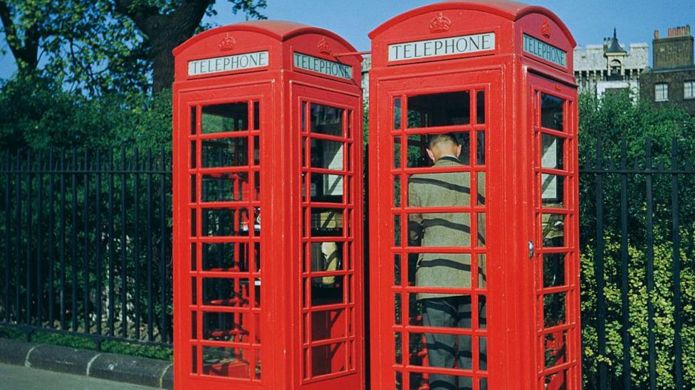 KX100: The campaign to save the 'ugly' phone box - BBC Newsround