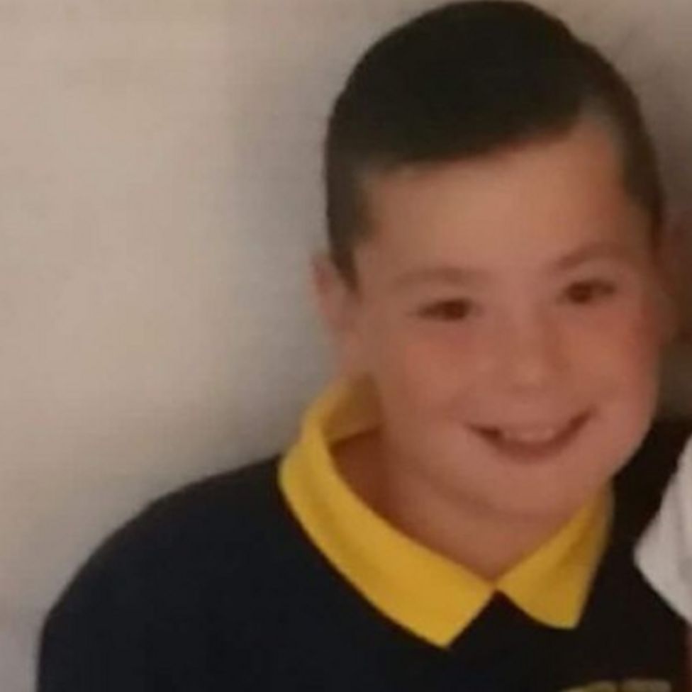 Carter Carson: Two accused appear in court - BBC News