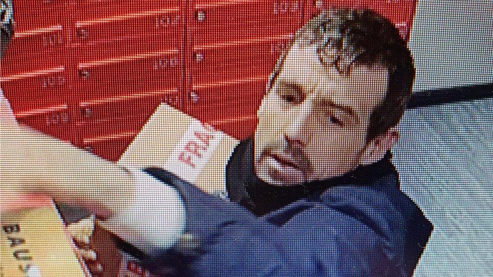 Police hunting serial Stockport Christmas parcel thief - BBC News