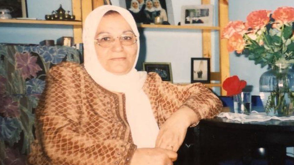 Plea to help families flee Gaza to join relatives in UK - BBC News