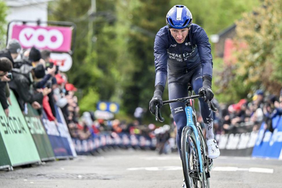 Cyfnod cyffrous i seiclo merched yng Nghymru - BBC Cymru Fyw