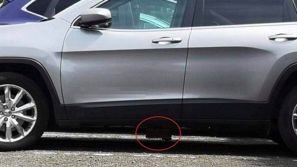 Golf club car bomb: New IRA says it was behind attack - BBC News