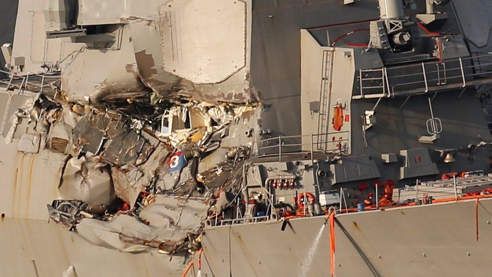 In pictures: USS Fitzgerald crashes near Japan - BBC News