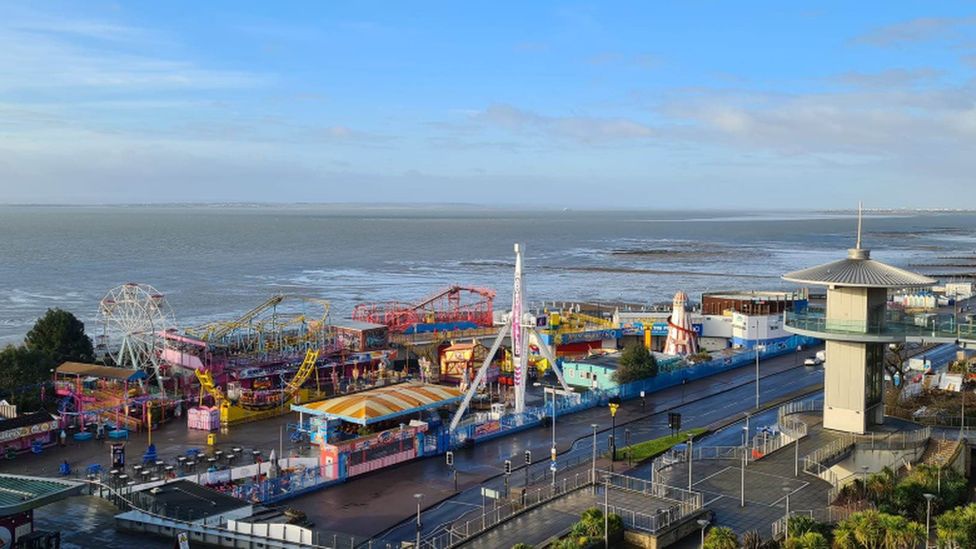 Southend Adventure Island owner slammed for 'prehistoric' washing up ...