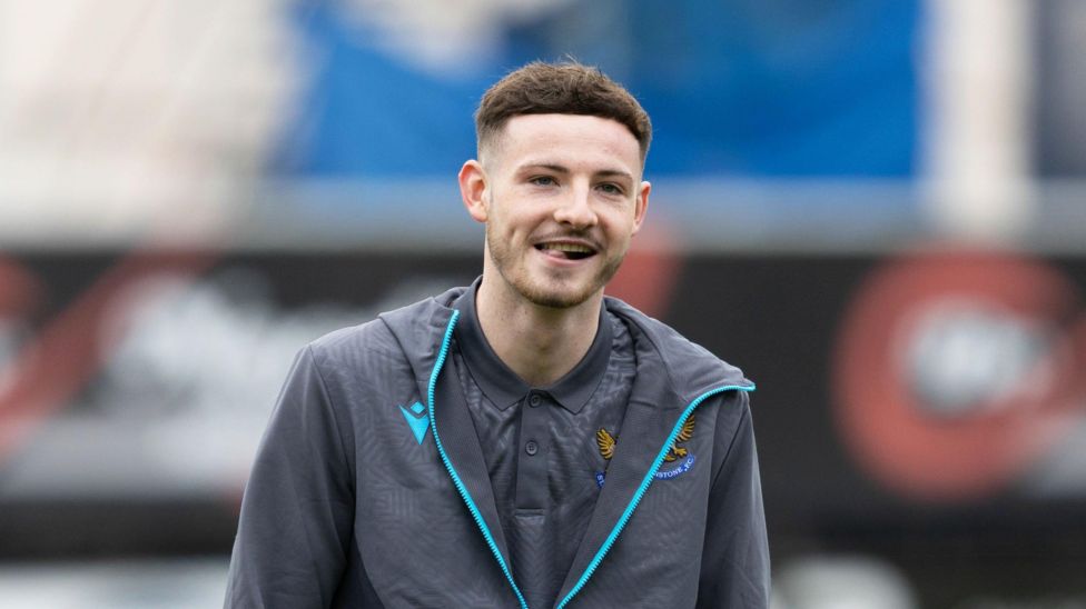 St Johnstone: Kerr Smith heads back to Aston Villa - BBC Sport