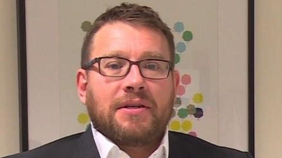 Covid: Cardiff city centre working '50% lower' than pre-pandemic - BBC News