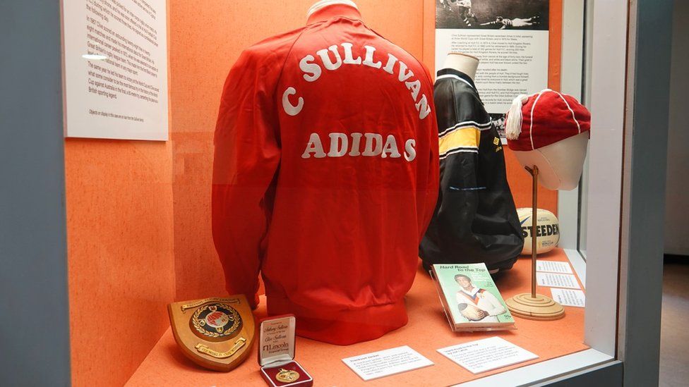 Clive Sullivan rugby exhibition opens at Hull's Streetlife Museum - BBC ...