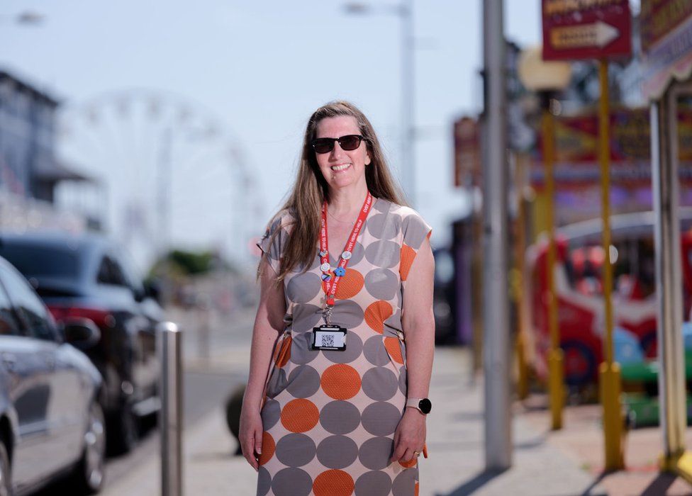 Clacton: The place where one in five has never had a job - BBC News