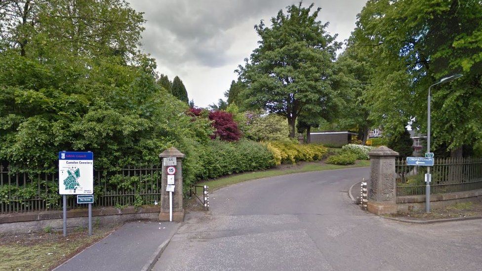 Police probe as turf stolen from graves in cemetery - BBC News