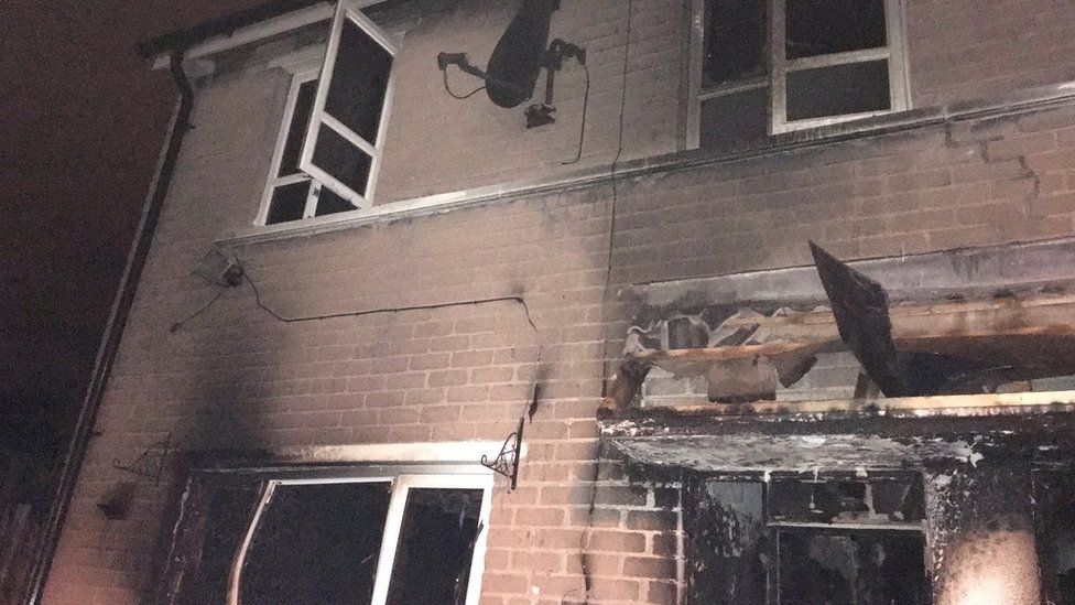Home 'gutted' in west Belfast arson attack - BBC News