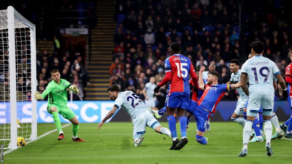 Crystal Palace 0-2 Bournemouth: Cherries continue good form with ...