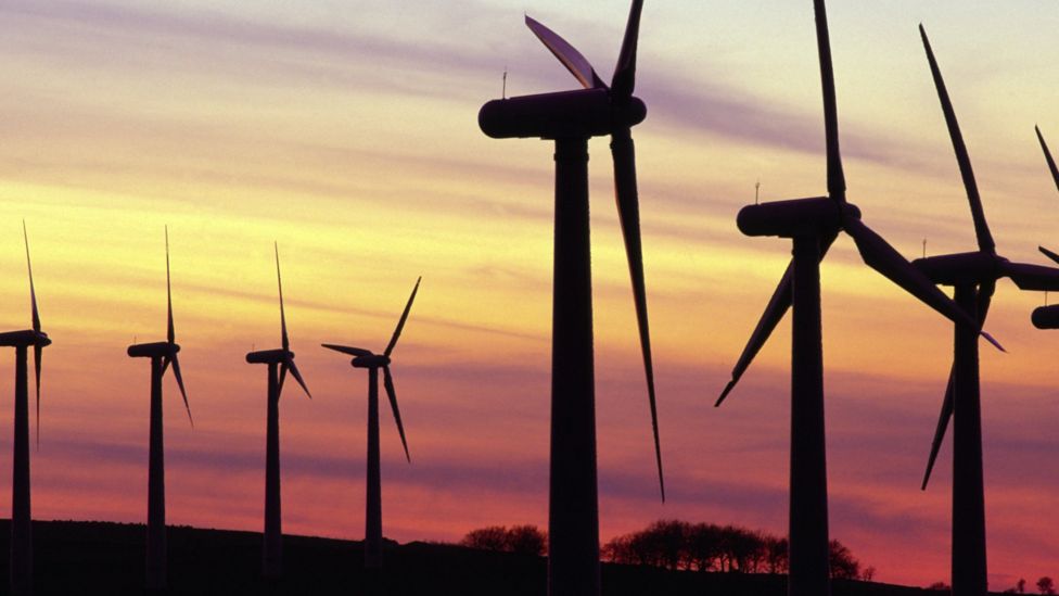 Shaun Pinner: Family devastated by Donetsk 'show trial' - BBC News