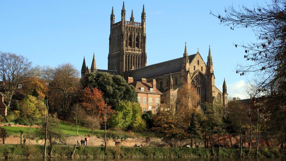 Worcester aims to boost tourism with £1.2m River Severn plan - BBC News
