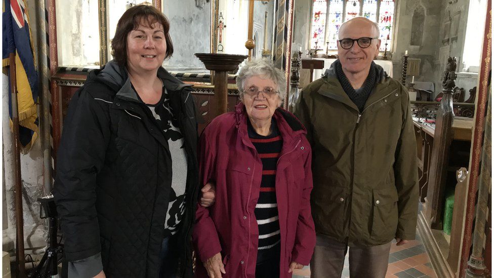 Houghton Conquest church's 'impossible task' over lead theft roof - BBC ...