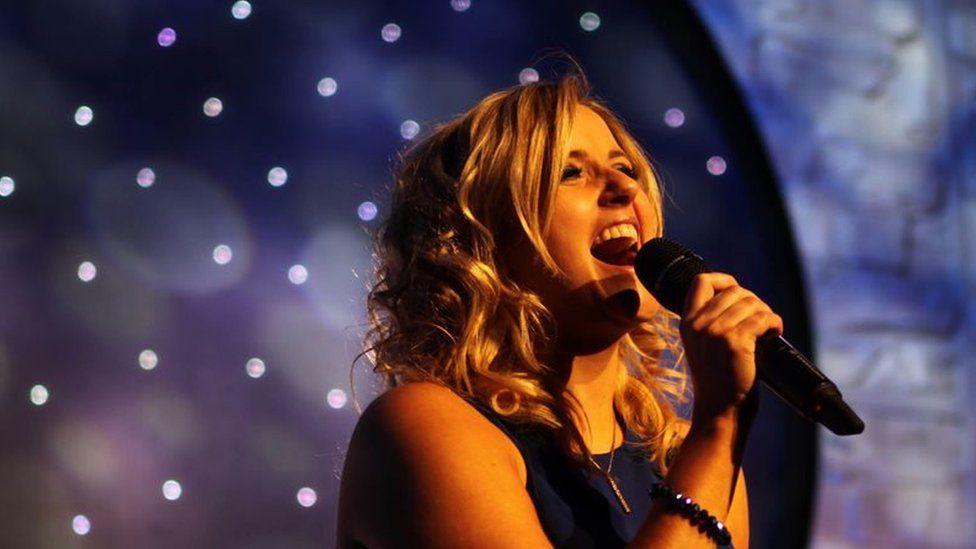 Ateb y Galw: Mirain Haf - BBC Cymru Fyw