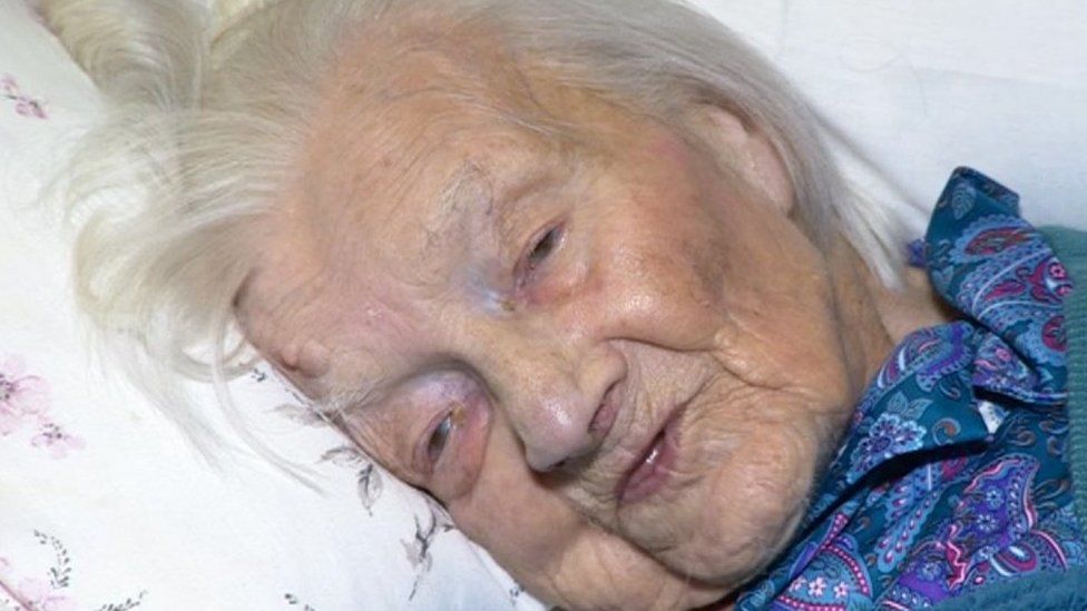 UK's oldest man dies at 108: Long life down to 'hard work and vinegar ...
