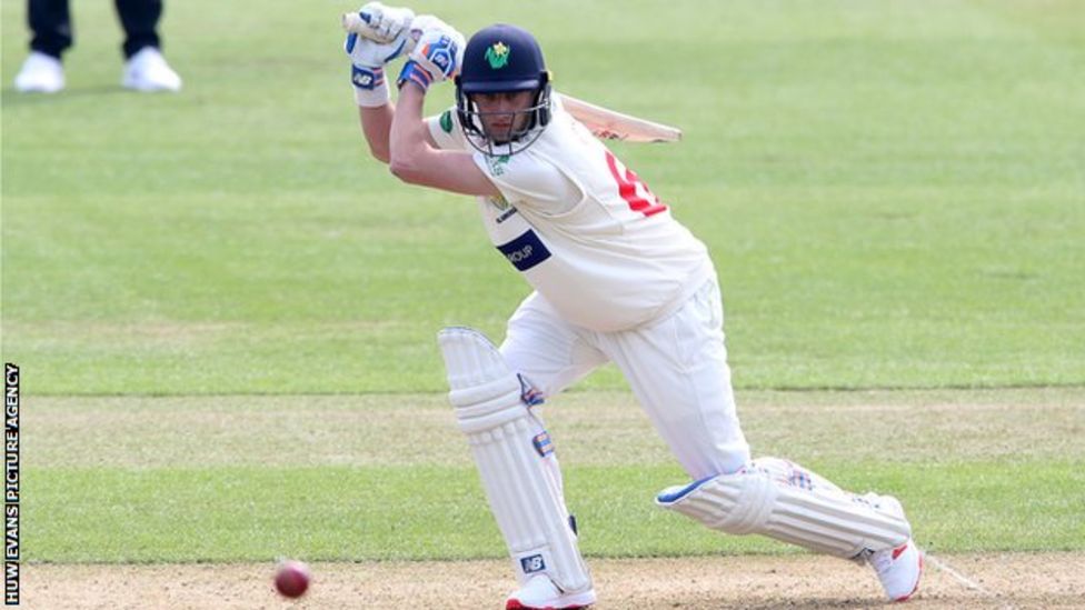 Billy Root: Glamorgan all-rounder suspended from bowling - BBC Sport