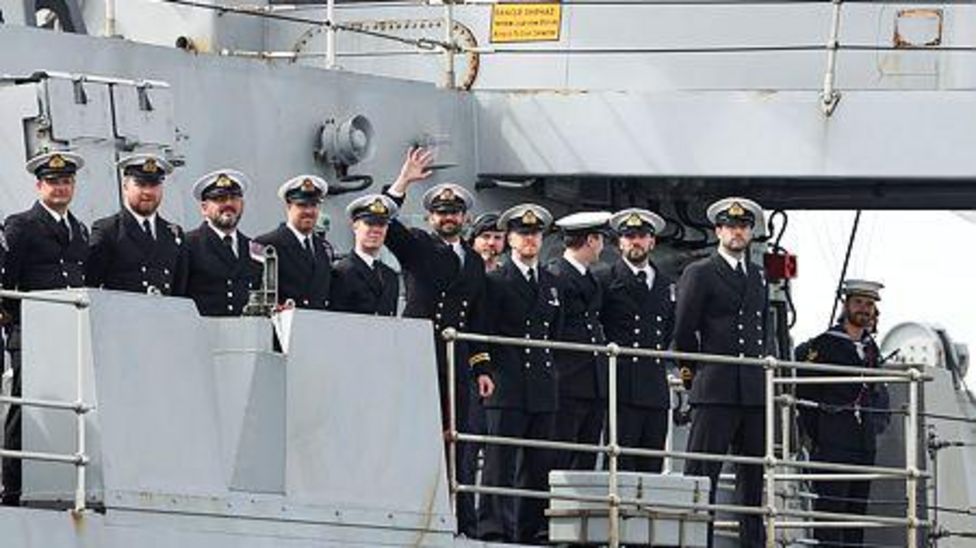 Royal Navy frigate returns to Plymouth after time at sea - BBC News