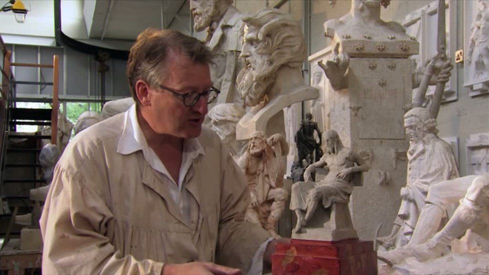 Paisley awaits City of Culture decision - BBC News