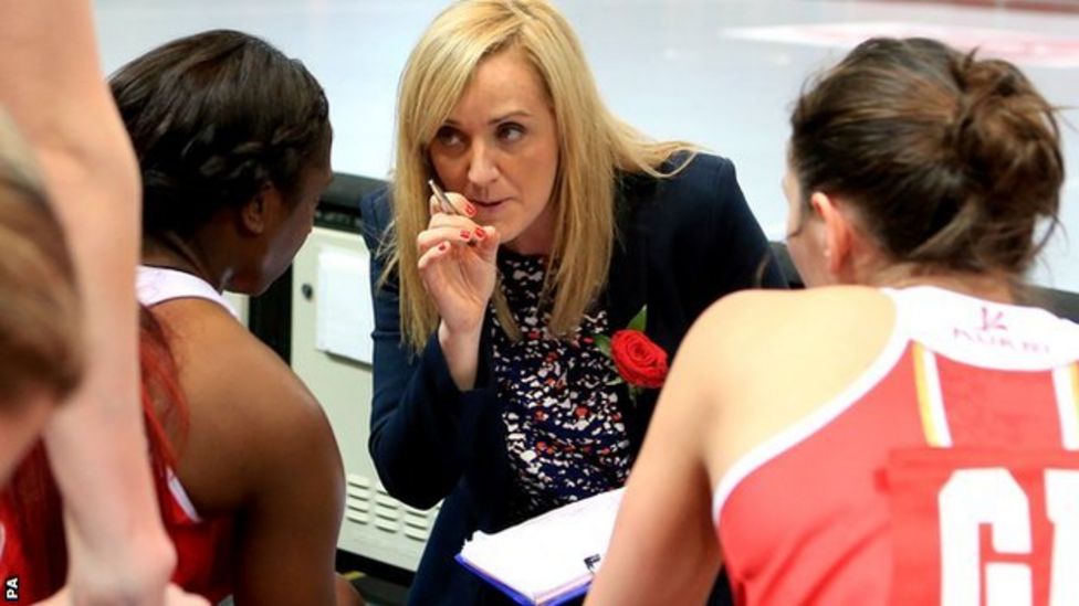 Tracey Neville to stay with England squad after father's death - BBC Sport