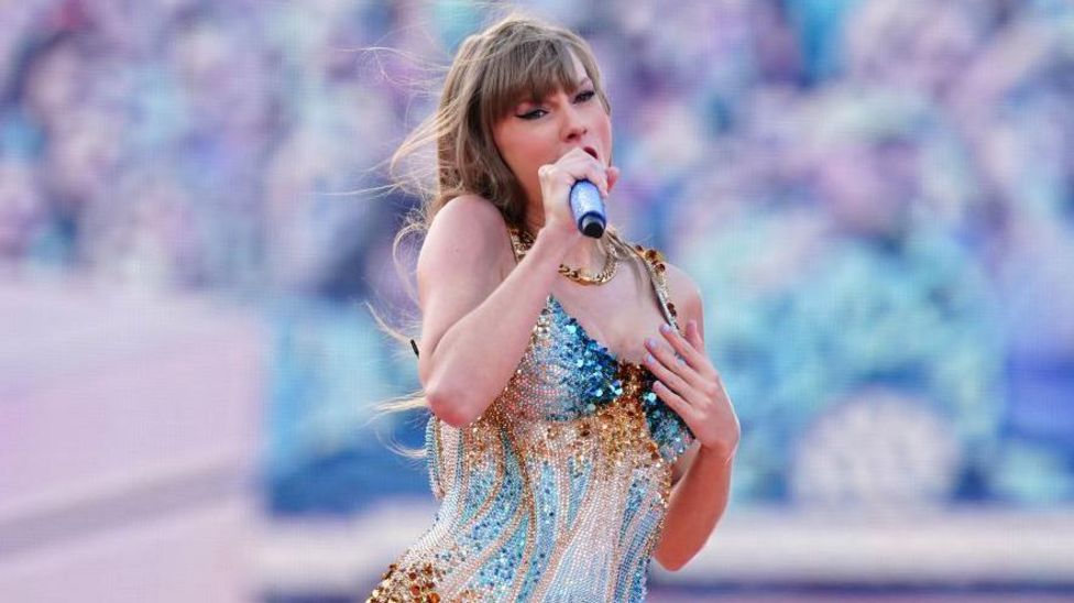 Why is it so cold and when will the weather improve? - BBC News